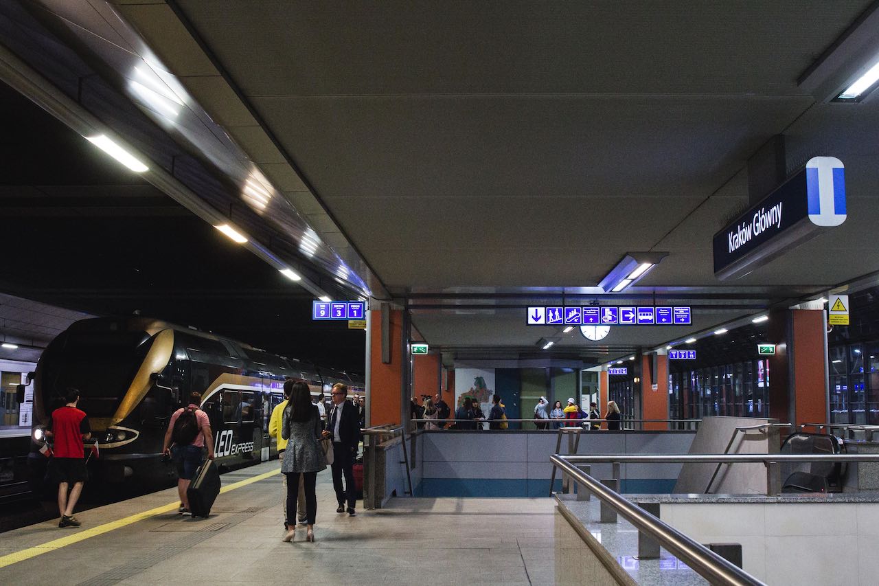 The first Leo Express train has departed to Polish Krakow | Leo Express™